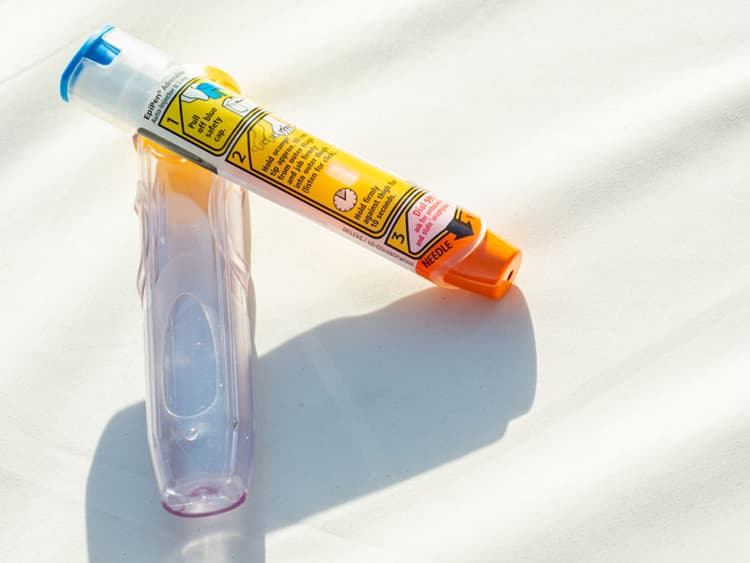 Beginner's Guide To An EpiPen